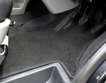 Ford Tourneo Custom Minibus Automatic 2024+ Front Van Mats from £21.99 ...